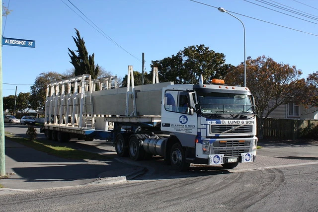 Wall panels arriving | Record | DigitalNZ