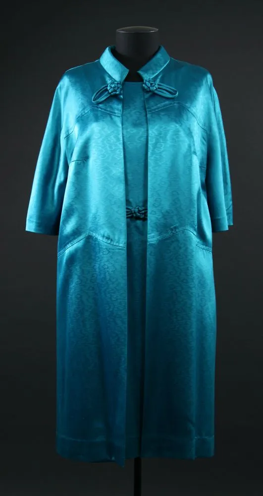 Ensemble, dress and coat | Record | DigitalNZ