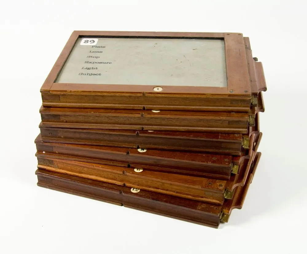 Ruby half plate camera and plates | Record | DigitalNZ