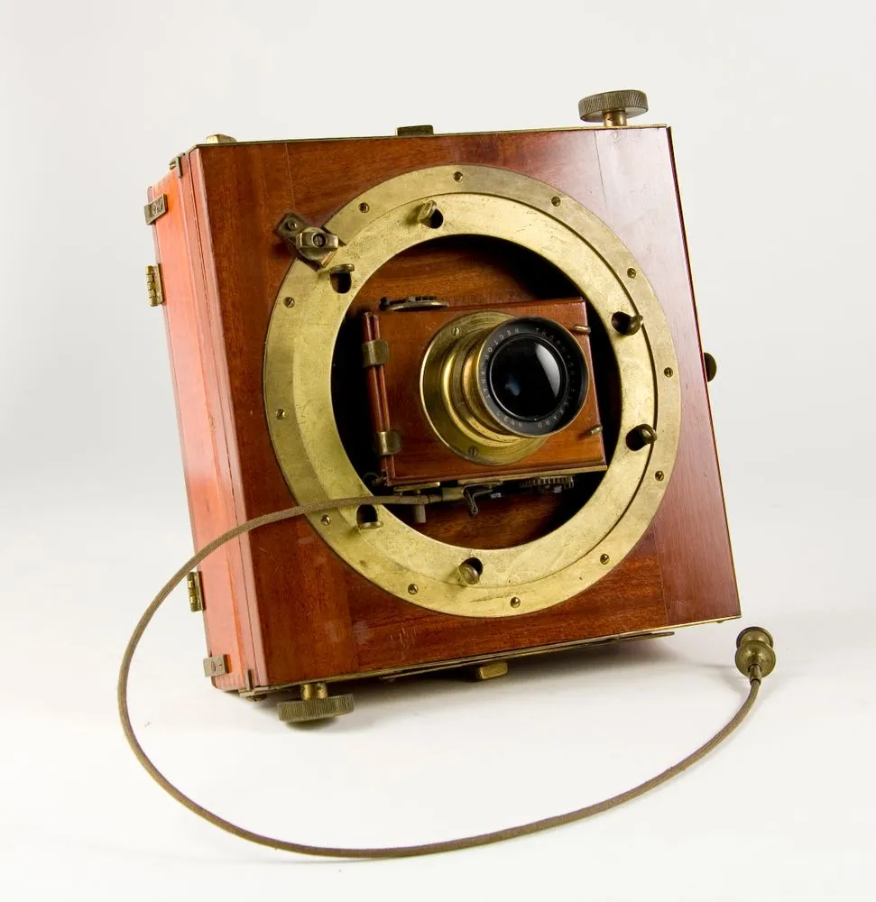 Imperial half plate camera | Record | DigitalNZ