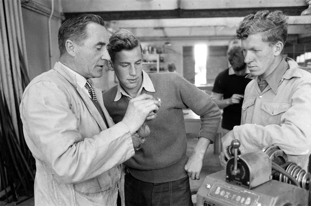 (Men inside workshop) | Record | DigitalNZ