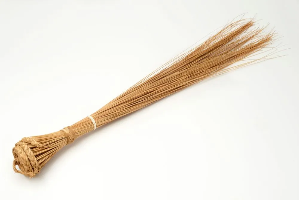 Kikau broom | Record | DigitalNZ