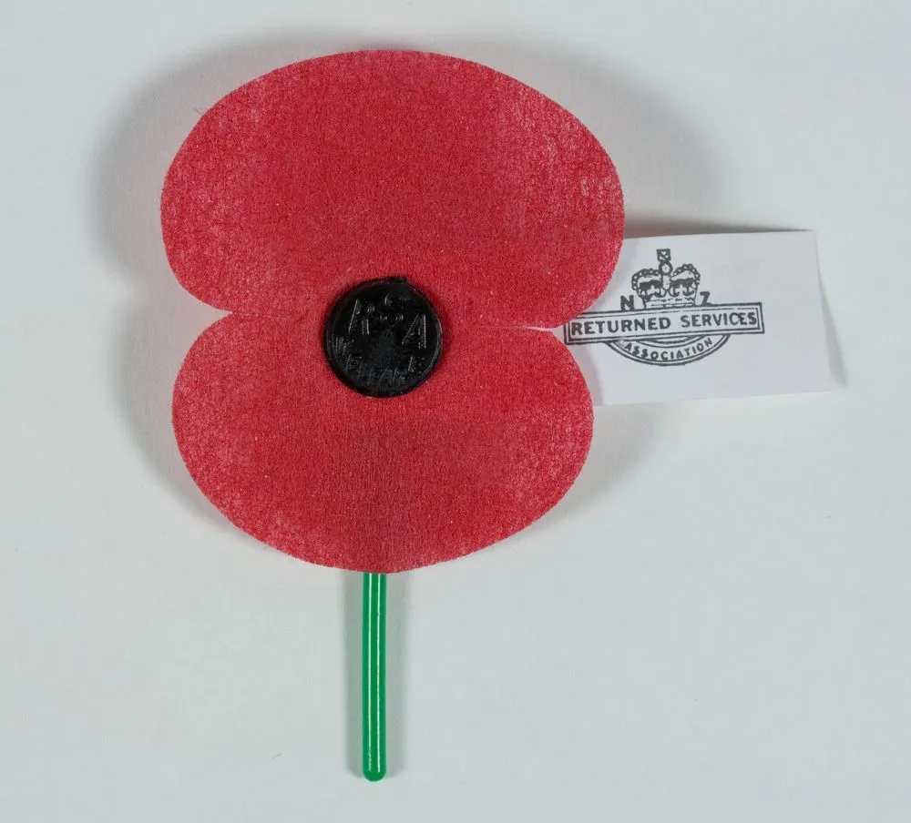 Anzac poppy | Record | DigitalNZ
