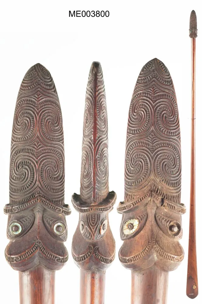 Taiaha (long fighting staff) | Record | DigitalNZ
