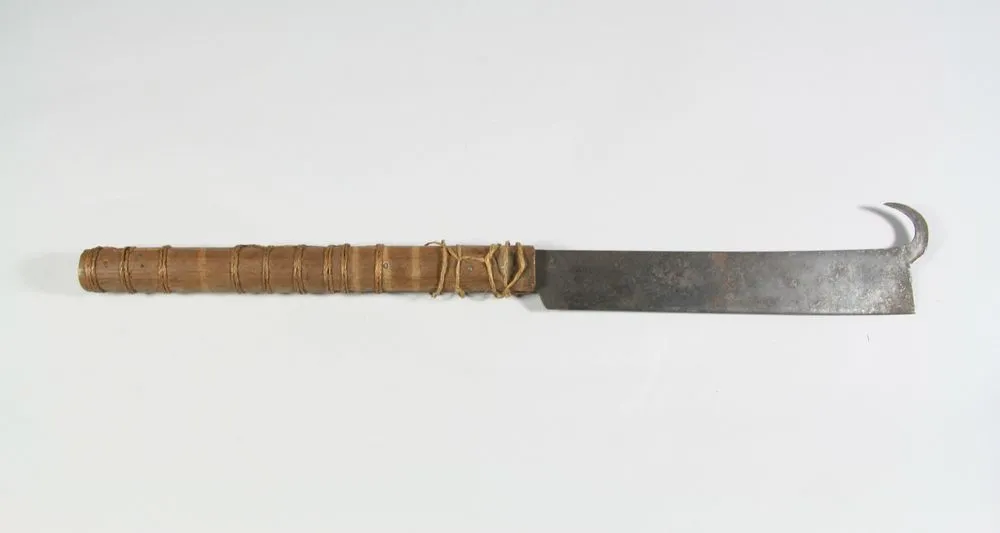 Nifo'oti (cane knife) | Record | DigitalNZ