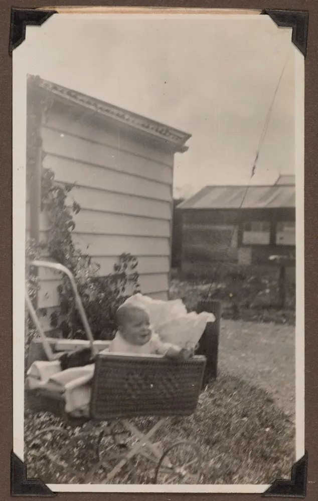 Brian Brake | Record | DigitalNZ