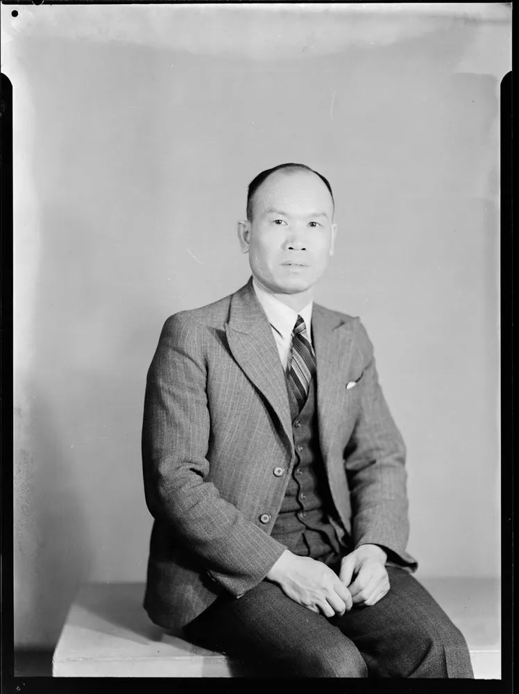 Man | Record | DigitalNZ