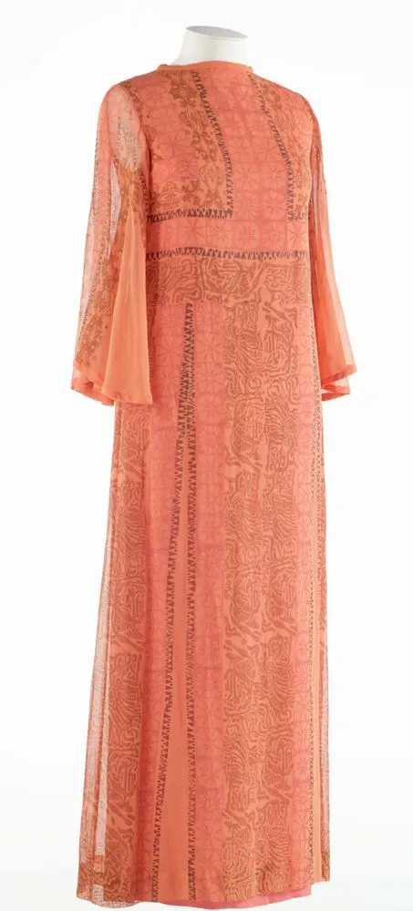 Fanny Buss evening dress with two sashes | Record | DigitalNZ