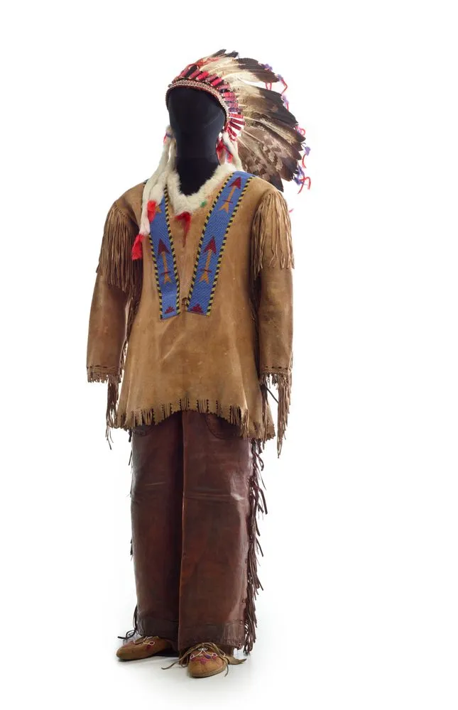 Beaded hide shirt, Native American | Record | DigitalNZ