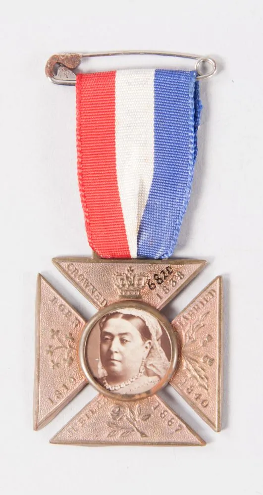 Queen Victoria Golden Jubilee Commemorative medal | Record | DigitalNZ