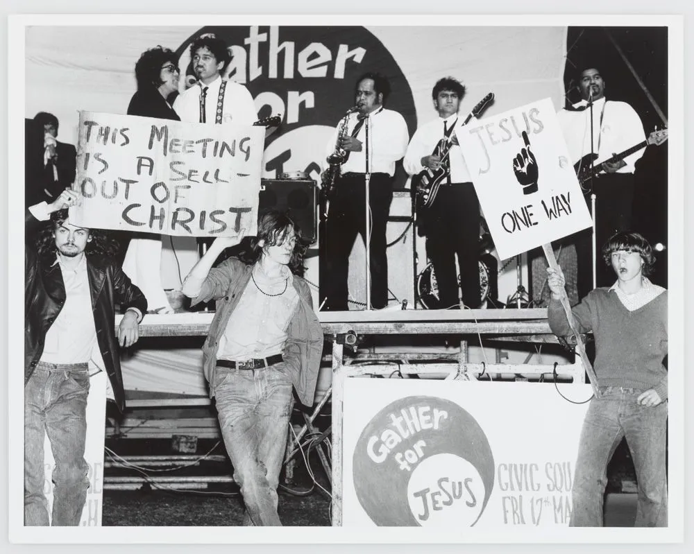 Jesus rally, outside Weliington Town Hall. | Record | DigitalNZ