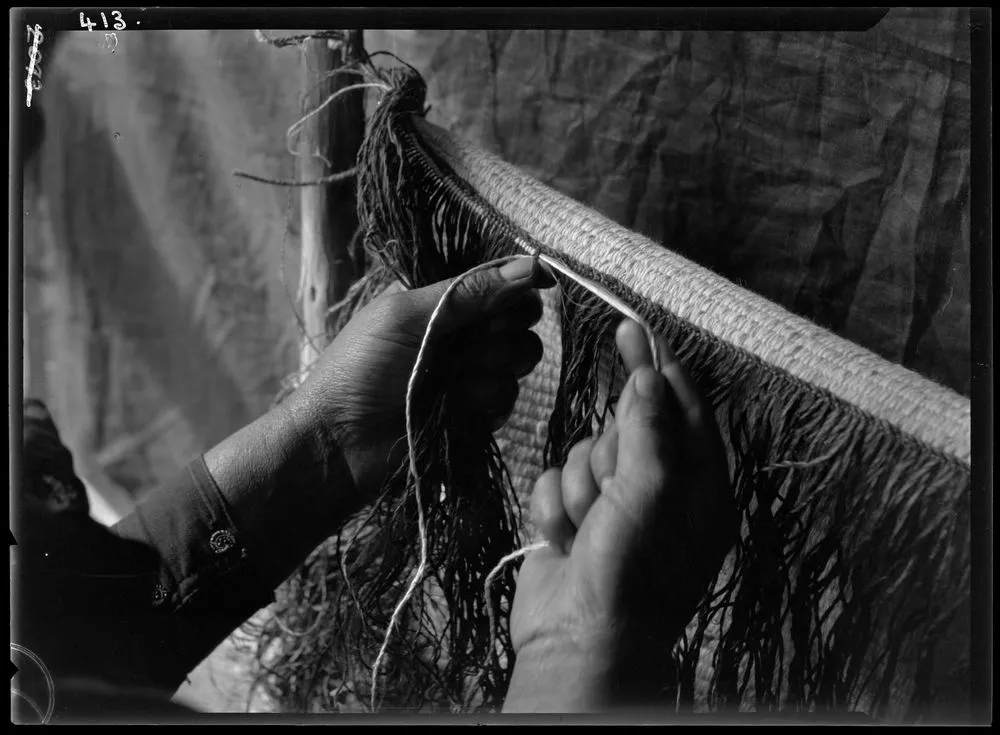 Stage in Maori weaving | Record | DigitalNZ