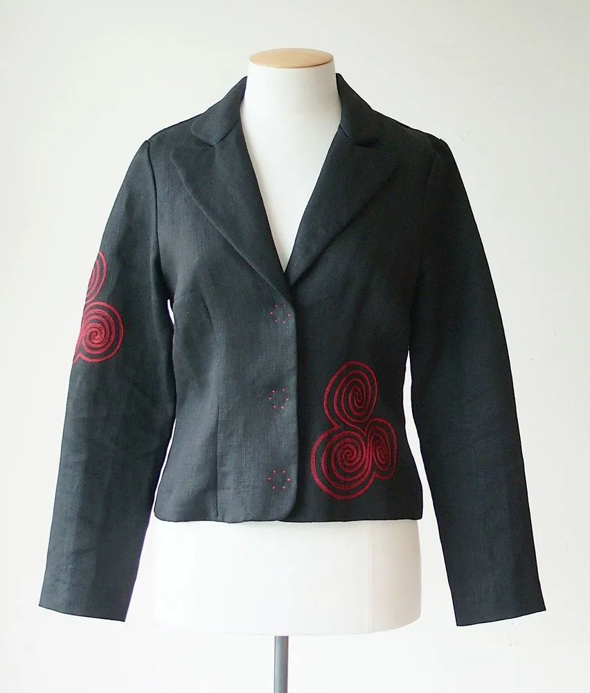 Jacket, woman's from 'Koru Dance" collection | Record | DigitalNZ