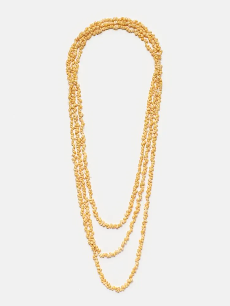 'ei pupu (shell necklace) | Record | DigitalNZ