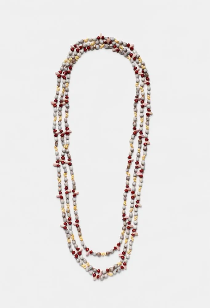 'ei (shell necklace) | Record | DigitalNZ