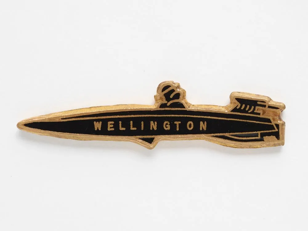 Wellington Power Boat Club badge | Record | DigitalNZ