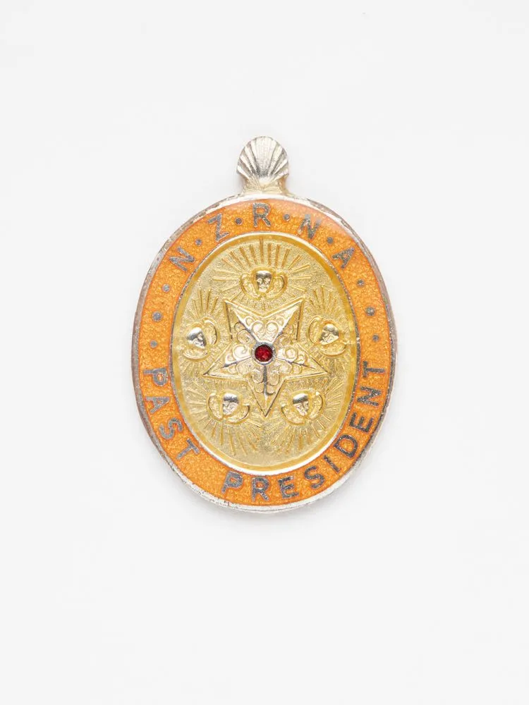 Decorative Badge | Record | DigitalNZ