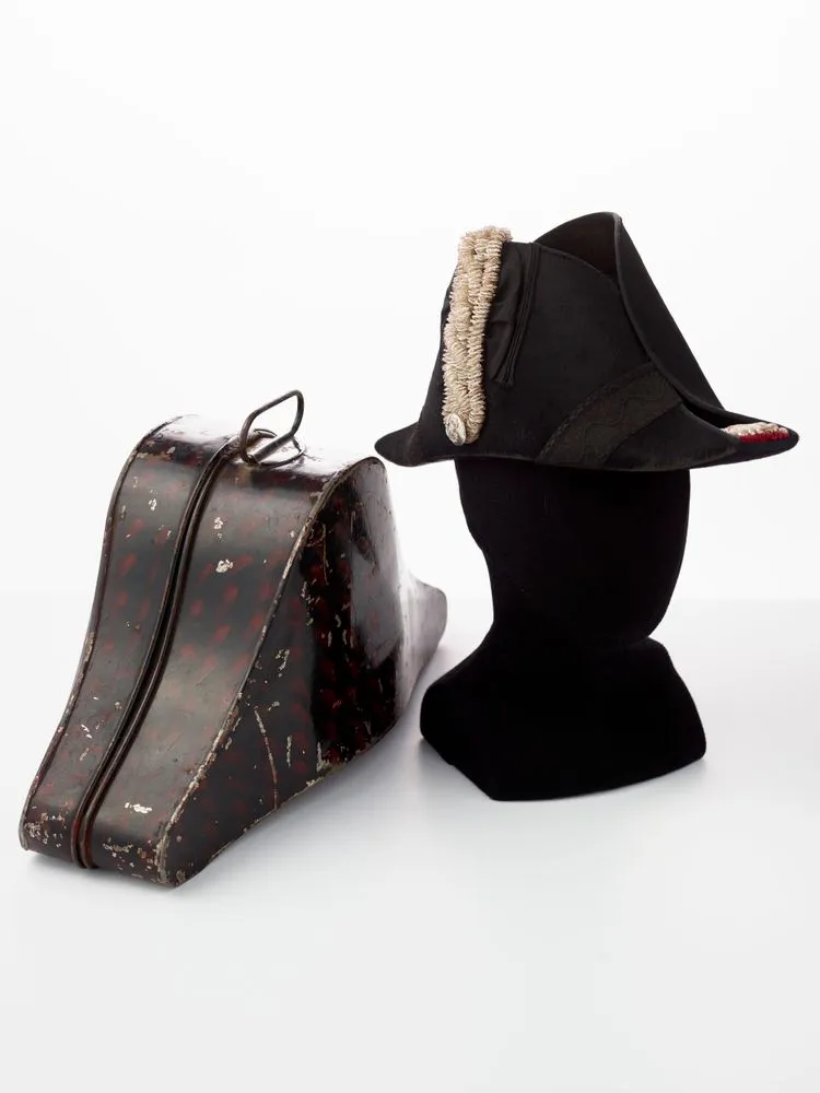 Cocked hat | Record | DigitalNZ