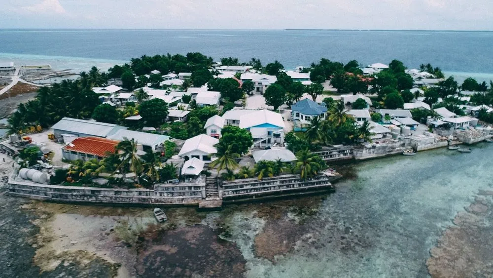 Aerial shot of Fakaofo, Tokelau | Record | DigitalNZ