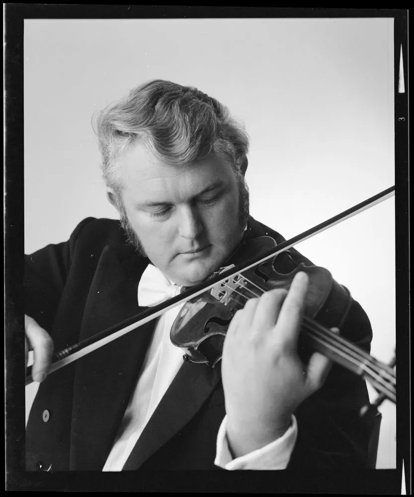 Mr Robert Issell | Record | DigitalNZ