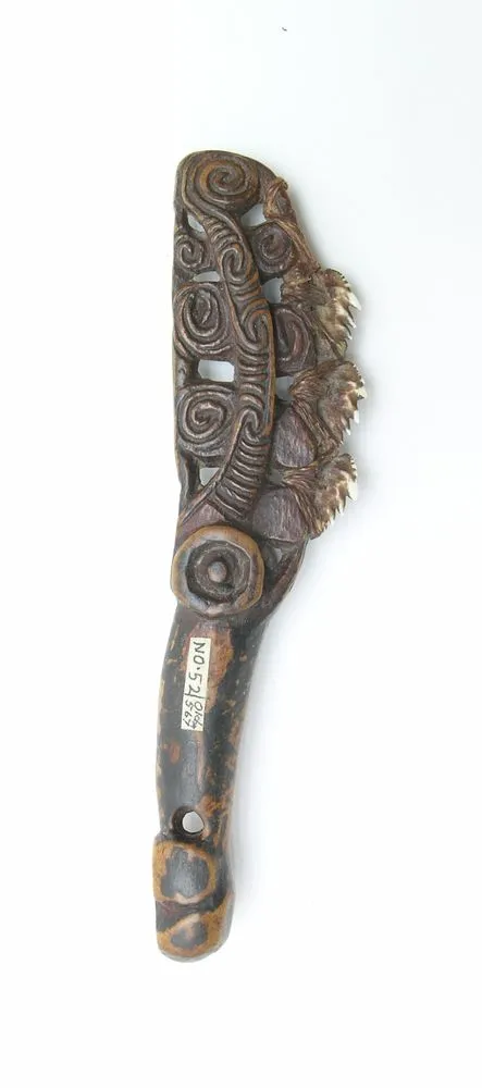 Maripi (knife) | Record | DigitalNZ