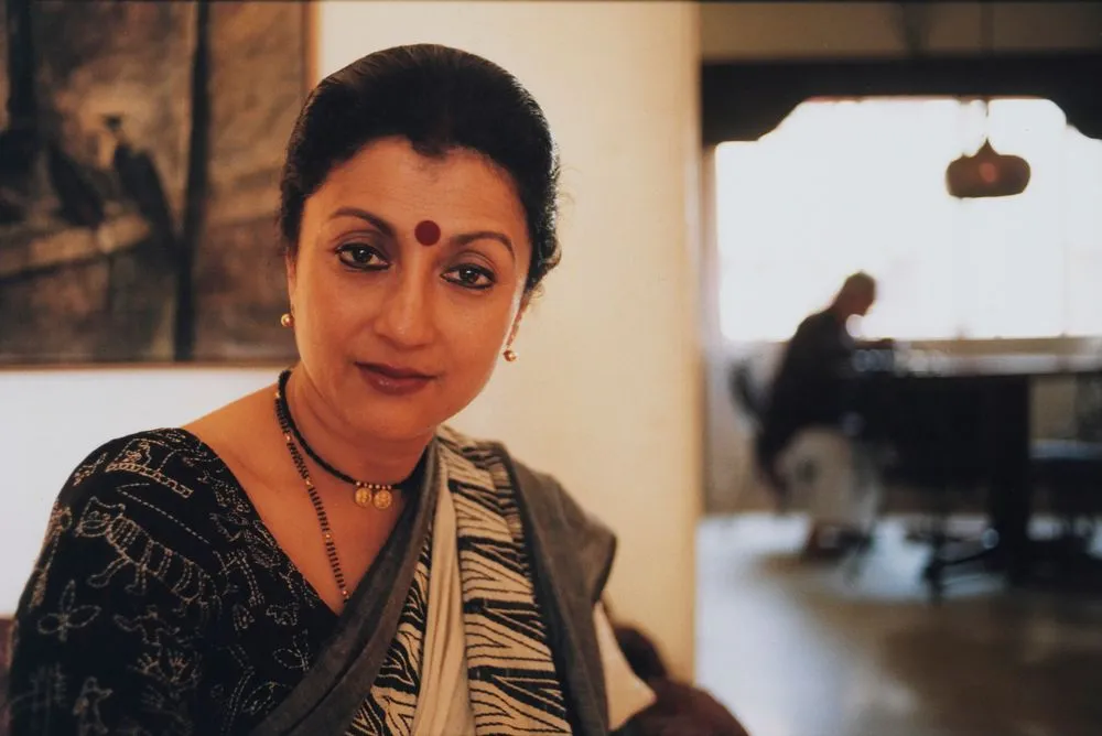 Aparna Sen, Brian Brake's 'Monsoon girl', 1998 | Record | DigitalNZ