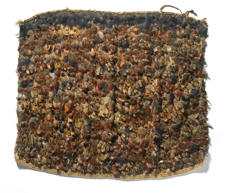 Kahu huruhuru (feather cloak) | Record | DigitalNZ