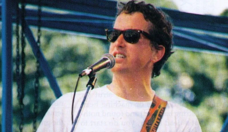 Feature - David Kilgour: There Goes David Kilgour | Record | DigitalNZ