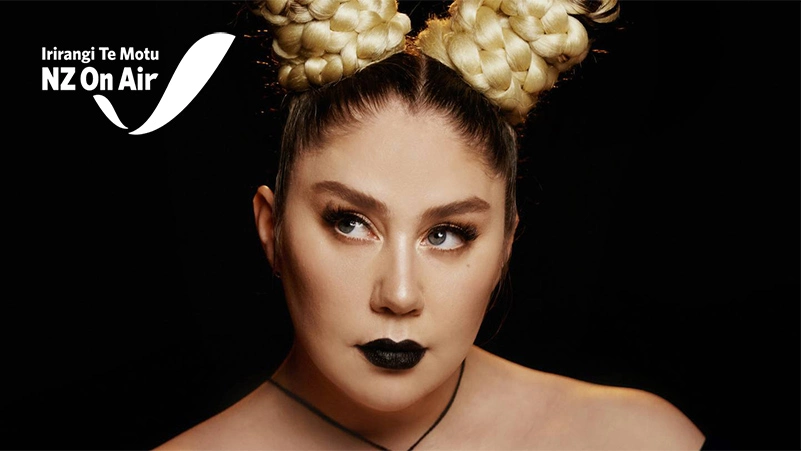 Feature - Te Kaahu: Te Kaahu O Rangi | Record | DigitalNZ