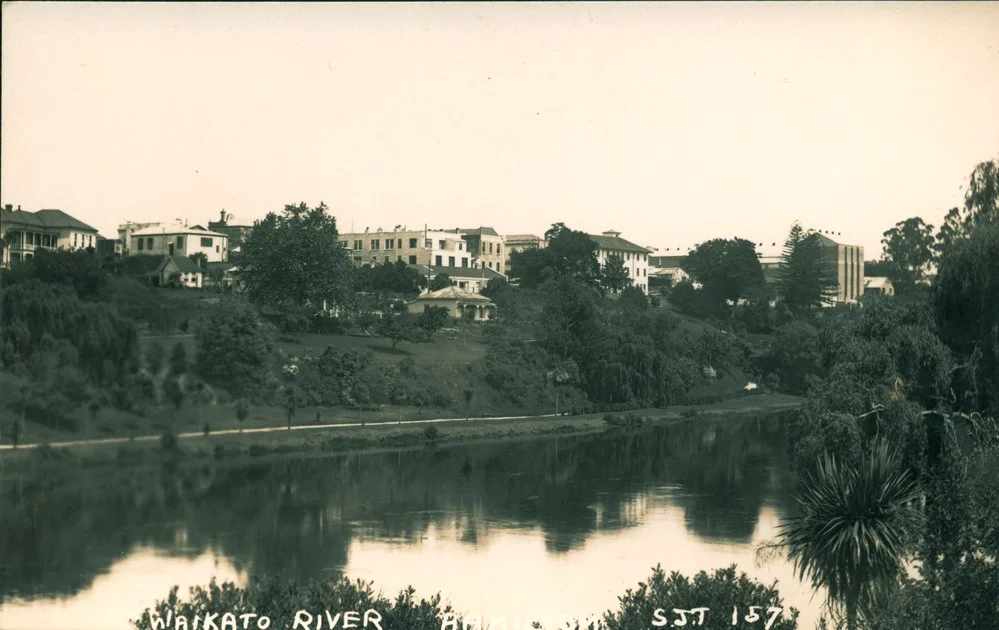 Waikato River, Hamilton | Record | DigitalNZ
