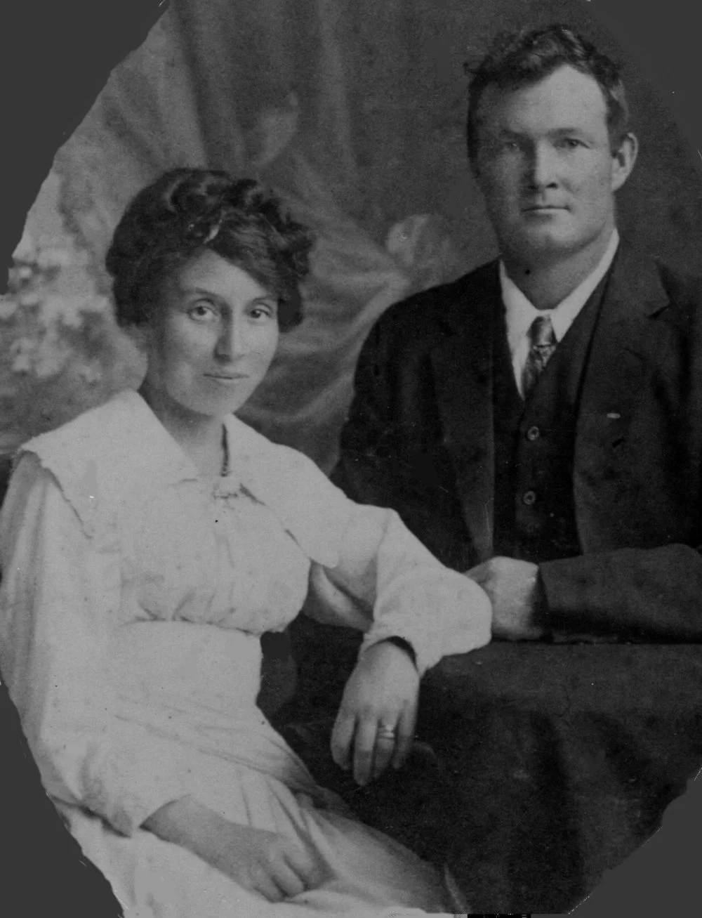 friis bert maggie 1917 | Record | DigitalNZ