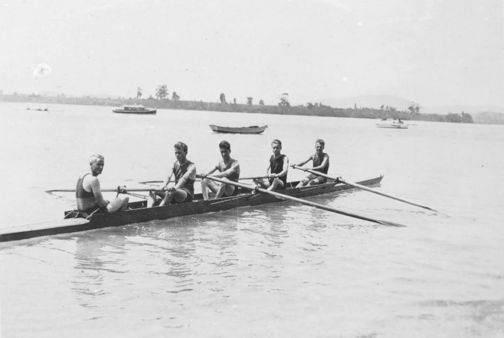 Tauranga Rowing team | Record | DigitalNZ