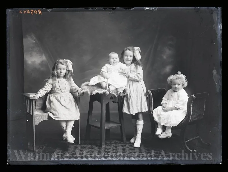 Rogers children | Record | DigitalNZ