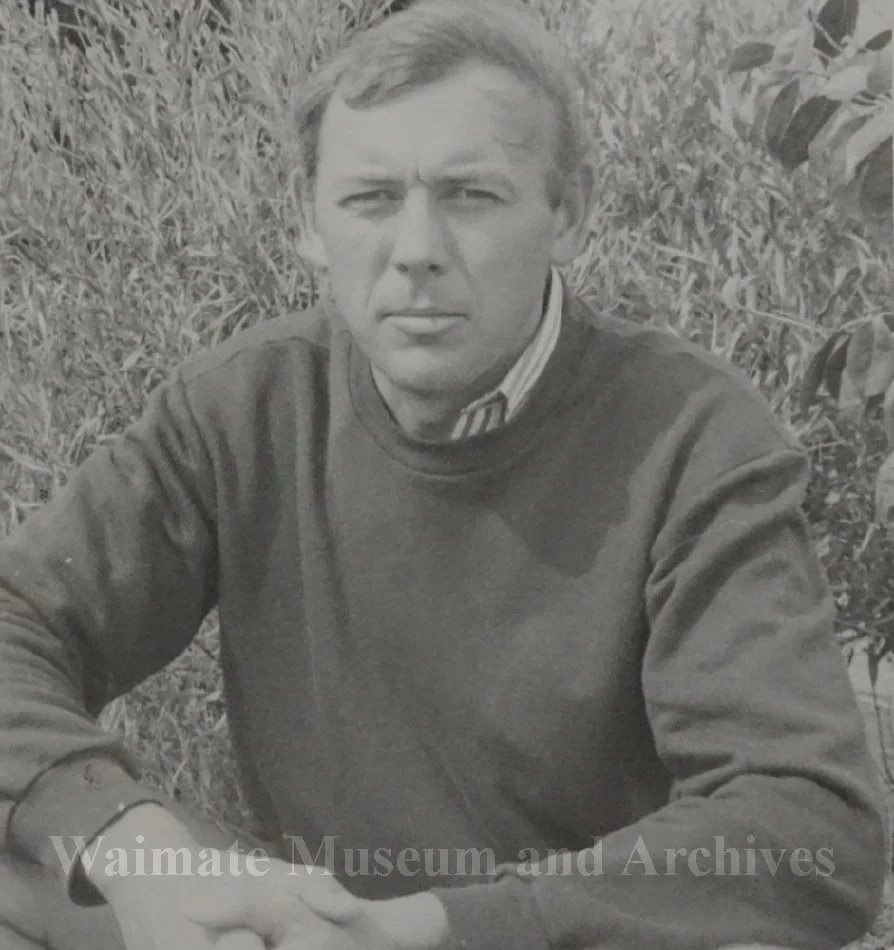 Ian Moore | Record | DigitalNZ