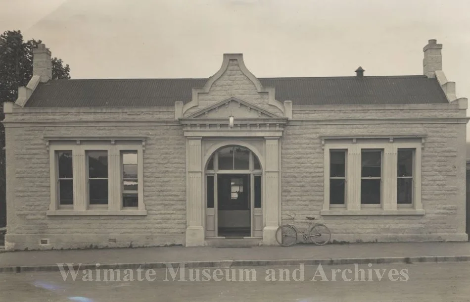 First Waimate Library building | Record | DigitalNZ