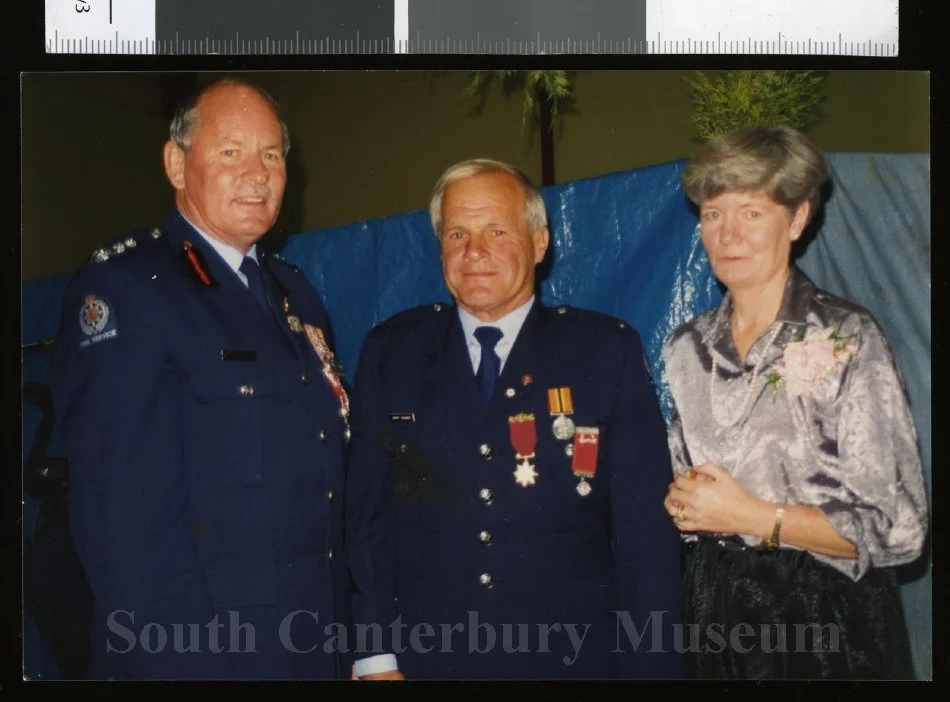 William (Bill) Apes, with 'Army' and Mary Calder | Record | DigitalNZ