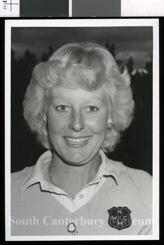Debbie Randall, golfer | Record | DigitalNZ