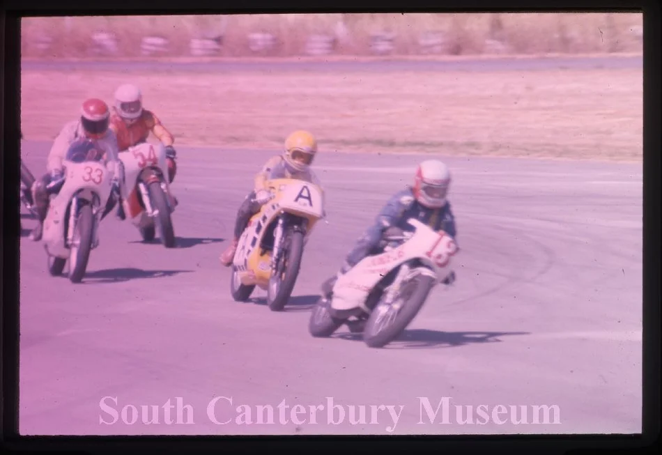 Motorcycle racing at Levels Raceway, Timaru | Record | DigitalNZ