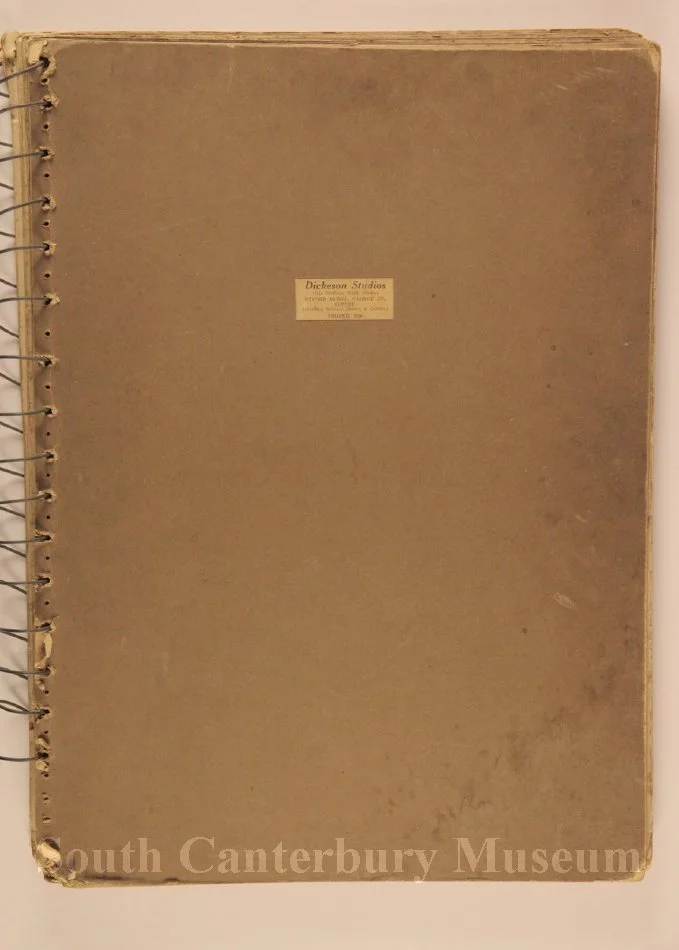 Dickeson Studios : sample album | Record | DigitalNZ