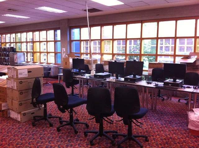 Invercargill Library APNK install | Record | DigitalNZ