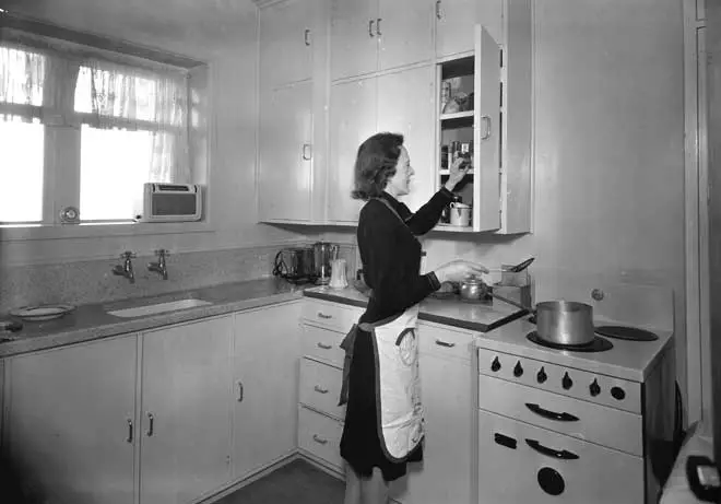 Kitchen, Symonds St Flats | Record | DigitalNZ