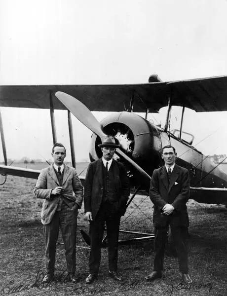 First flight & air mail across Cook Strait on 25 August 1920 by Zokoroa ...
