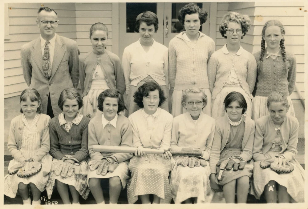 Oxford Crescent School; Softball Team; 1959 | Record | DigitalNZ