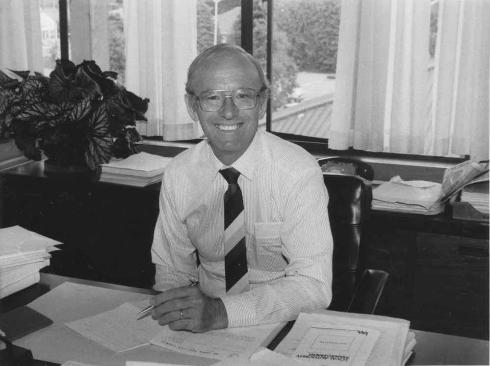 Council staff; town clerk; Ray Tucker appointed. | Record | DigitalNZ