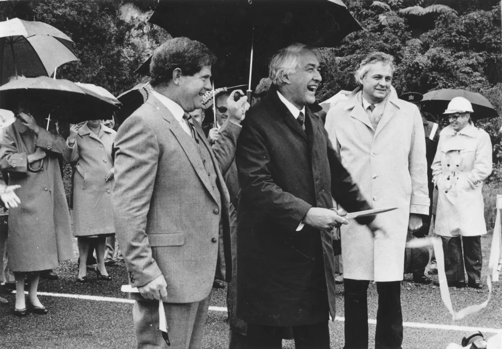 River Road opening; Rex Kirton, mayor; Governor-General Sir Paul Reeves ...