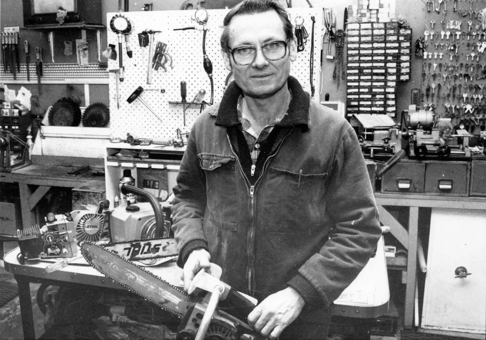 Bruce Hanson, Hanson's Tool Sharpening Service, 44 Main Street ...