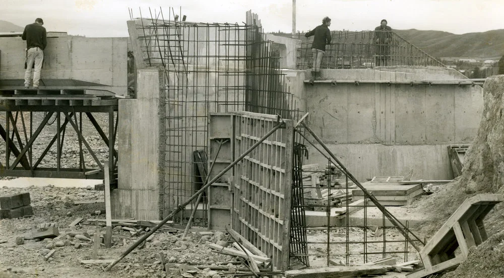 Totara Park bridge 8; southern abutment. | Record | DigitalNZ