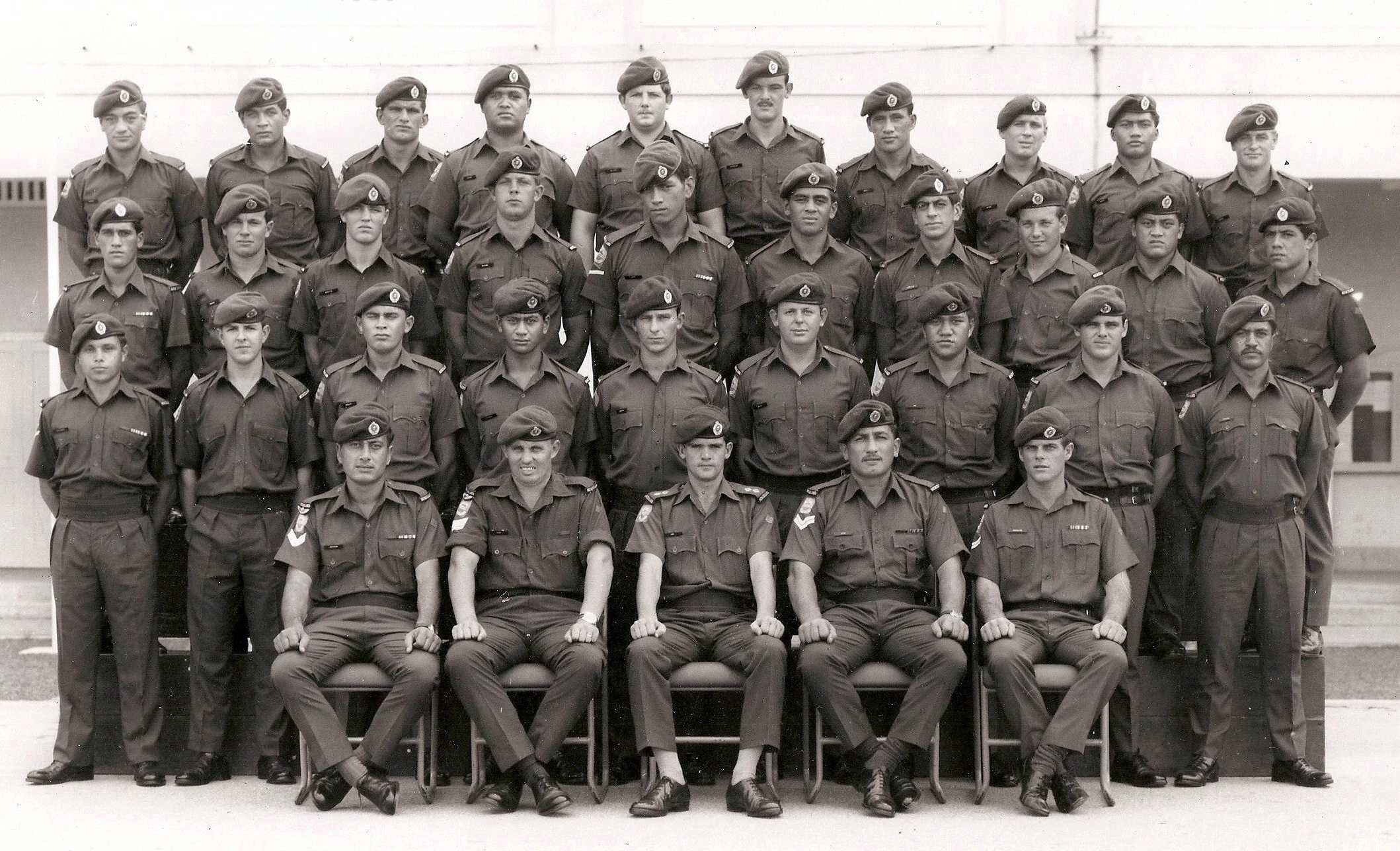 1 Platoon V6 4RAR/NZ | Record | DigitalNZ