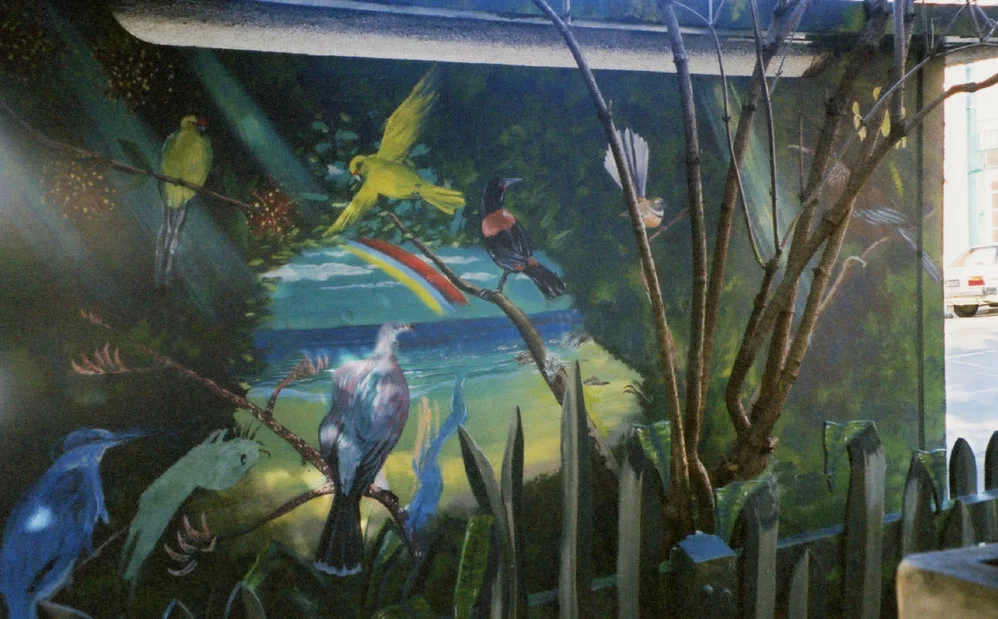 Bus stop mural, Robert Stewart | Record | DigitalNZ