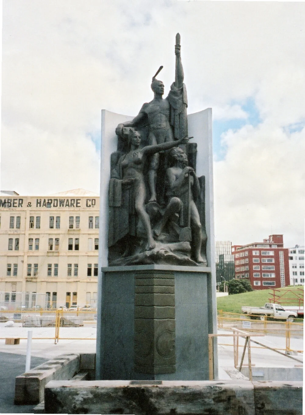 Kupe (statue), William Trethewey | Record | DigitalNZ